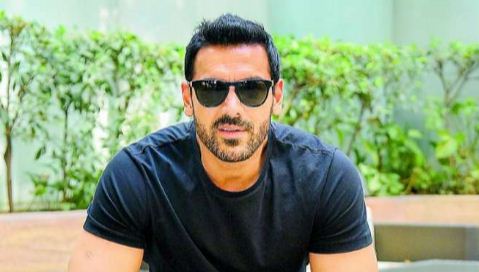 Ten Parsi Celebrities in Bollywood: Overview and Names