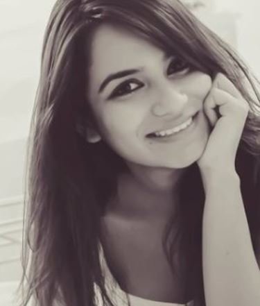 Marathi Cinematographer Shelly Sharma Biography, News, Photos, Videos ...