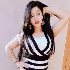 Bollywood Model Seema Thakur Biography, News, Photos, Videos | NETTV4U