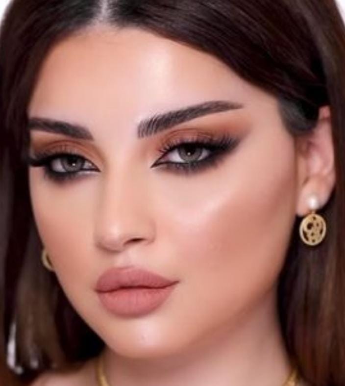 Hindi Model Mustafa Chabib Biography, News, Photos, Videos | NETTV4U