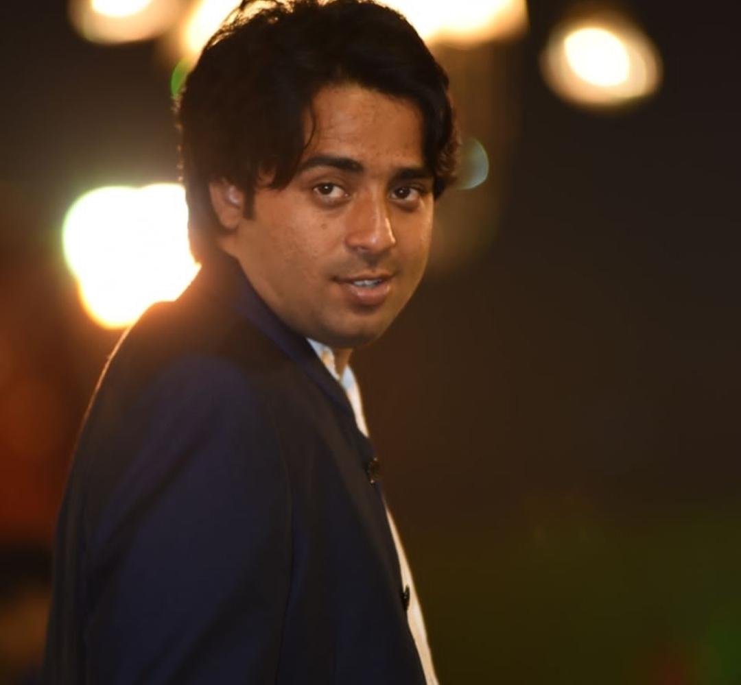 Actor Yogesh Balot Biography, News, Photos, Videos | NETTV4U