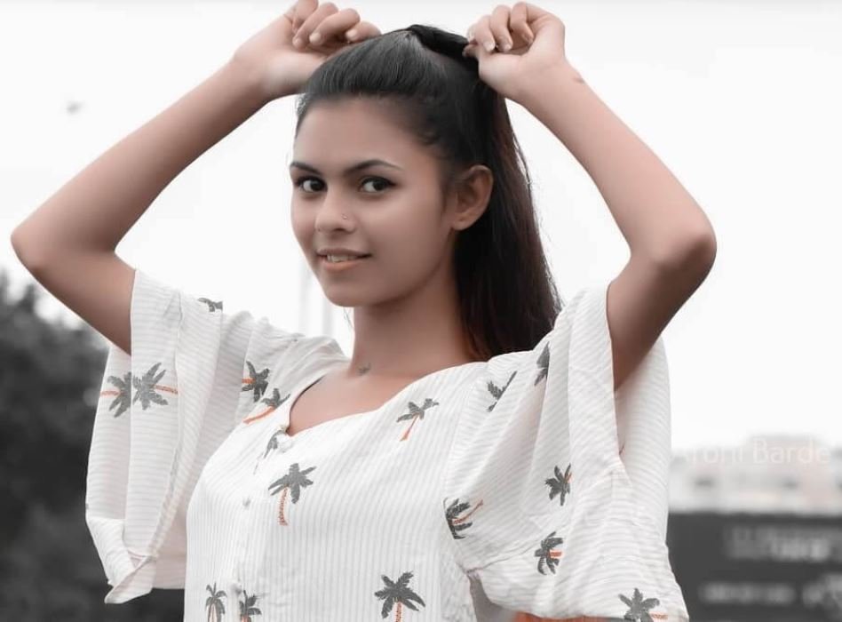 Hindi Actress Arohi Barde Biography, News, Photos, Videos | NETTV4U