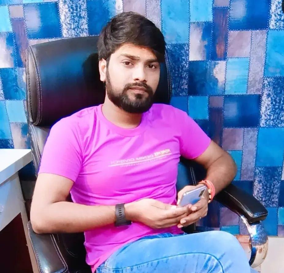 Lyricist Prakash Barud Biography, News, Photos, Videos | NETTV4U