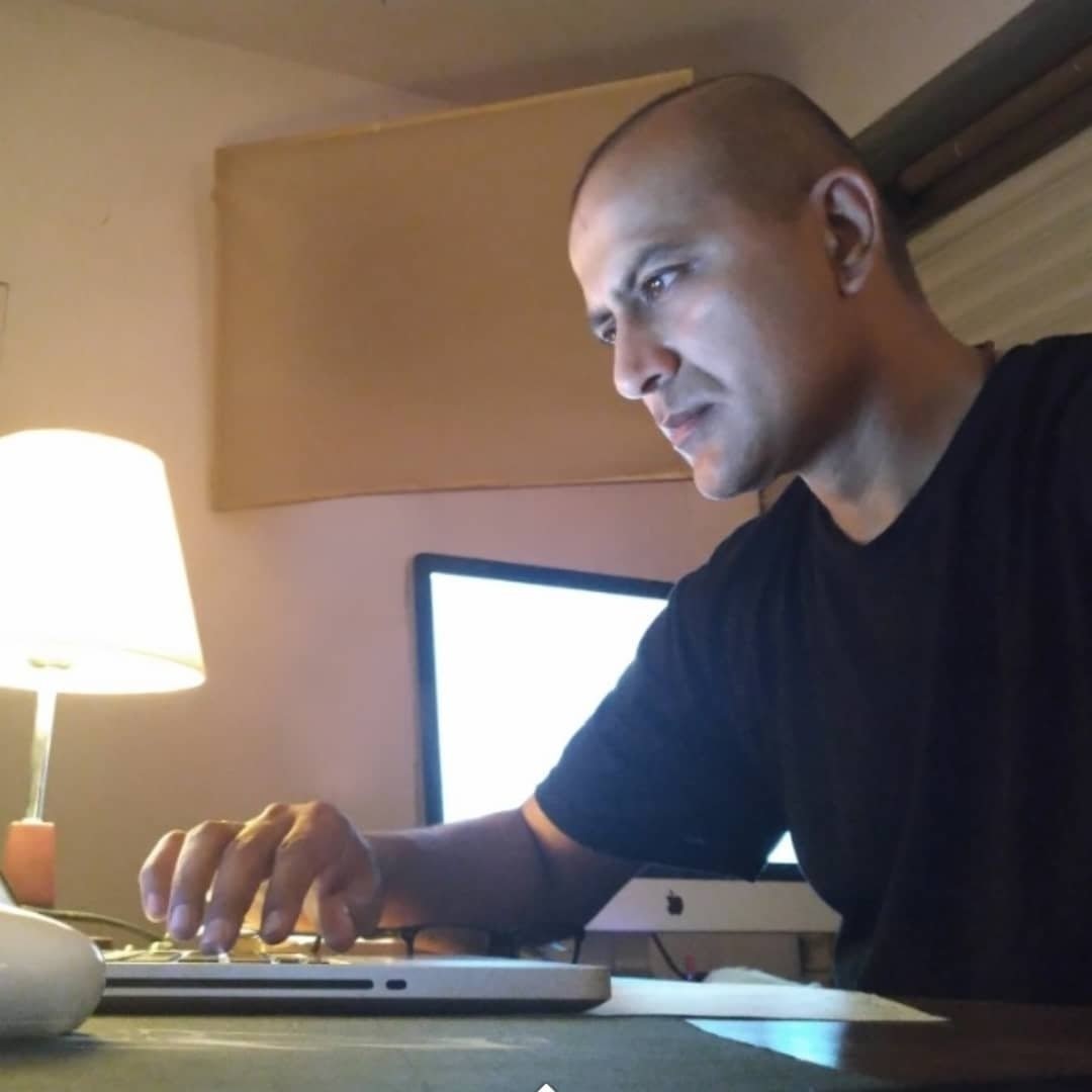 Hindi Director Sunil Rupani Biography, News, Photos, Videos | NETTV4U