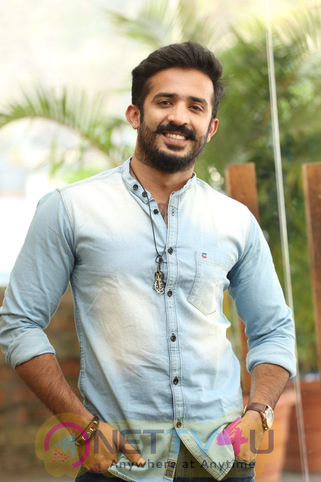 Anchor Ravi Handsome Pics | 527114 | Galleries & HD Images