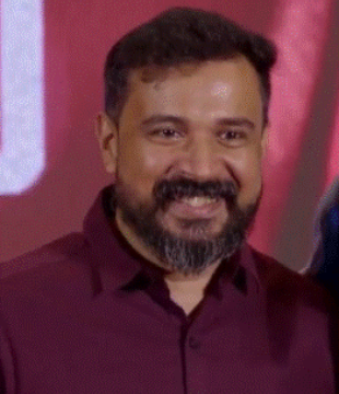 Latest and Upcoming Movie Reviews Of Antony Stephens