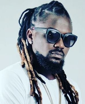 English Singer Emmanuel Andrews Samini Biography, News, Photos, Videos ...