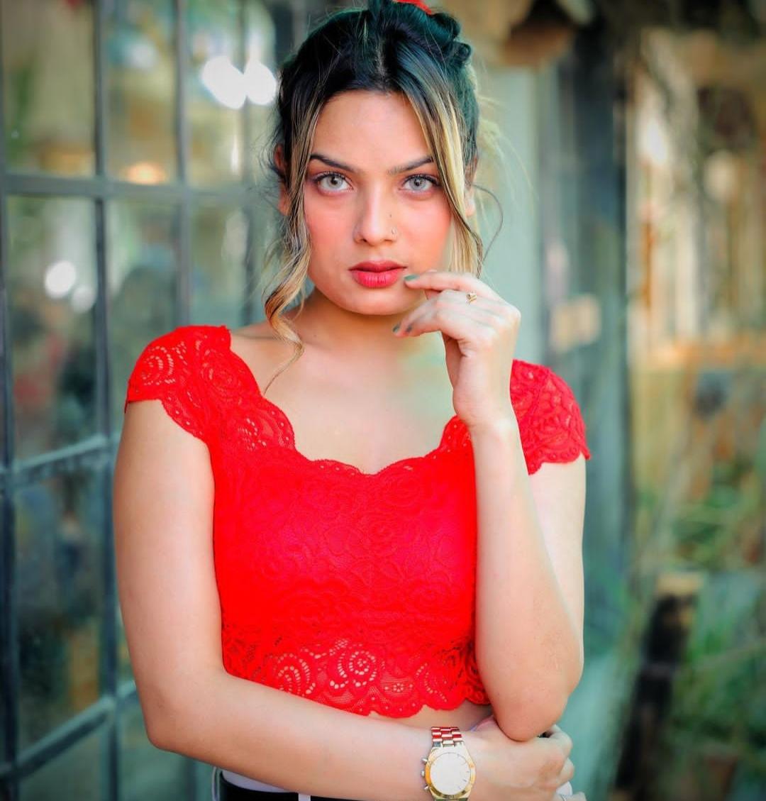 Actress Varshu Rain Biography, News, Photos, Videos | NETTV4U