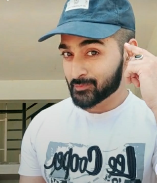 Telugu Tv Actor Aryan Dhir Kumar Biography, News, Photos, Videos | NETTV4U