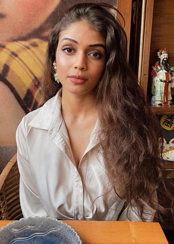 Hindi Actress Vidhatri Bandi Biography, News, Photos, Videos | NETTV4U