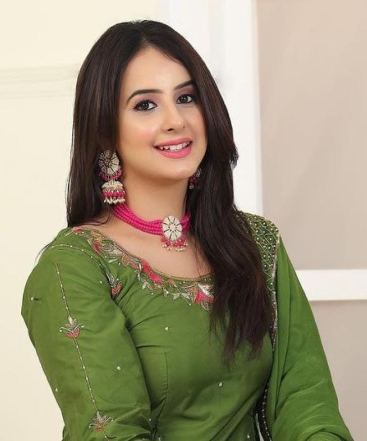 Hindi Model Model Meet Arora Biography, News, Photos, Videos | NETTV4U