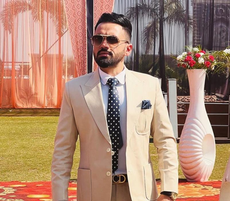 Punjabi Singer Gurdeep Manalia Biography, News, Photos, Videos | NETTV4U