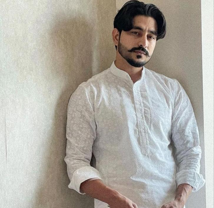 Punjabi Actor Sandeep Brar Biography, News, Photos, Videos | NETTV4U