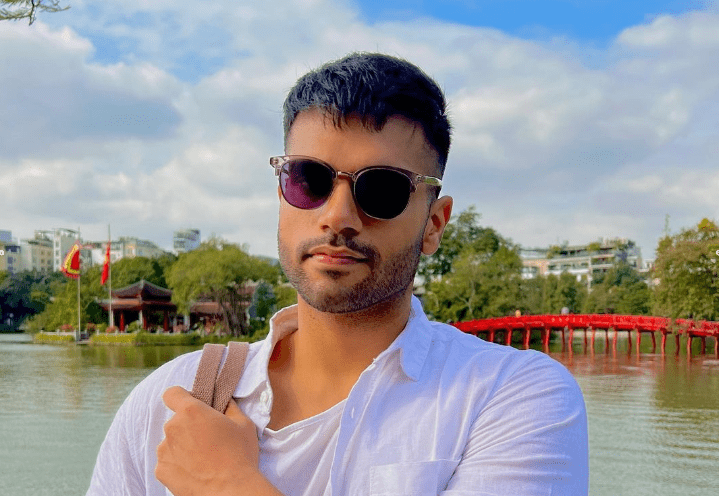 Hindi Youtuber San Kalra Biography, News, Photos, Videos | NETTV4U