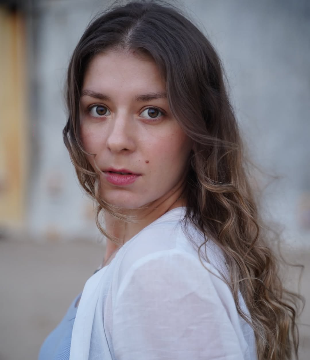 Hindi Actress Joanna Ashka Biography, News, Photos, Videos | NETTV4U