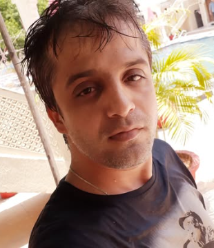 Hindi Editor Parth Bhatt Biography, News, Photos, Videos | NETTV4U