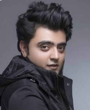 Bollywood Producer Aashish Sachdeva Biography, News, Photos, Videos ...