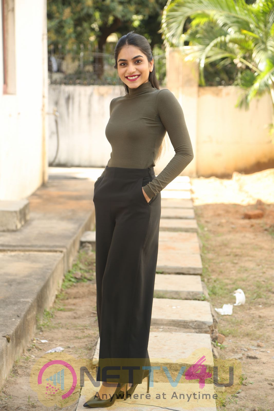 Actress Punarnavi Bhupalam Latest Good Looking Pics | 419271 ...