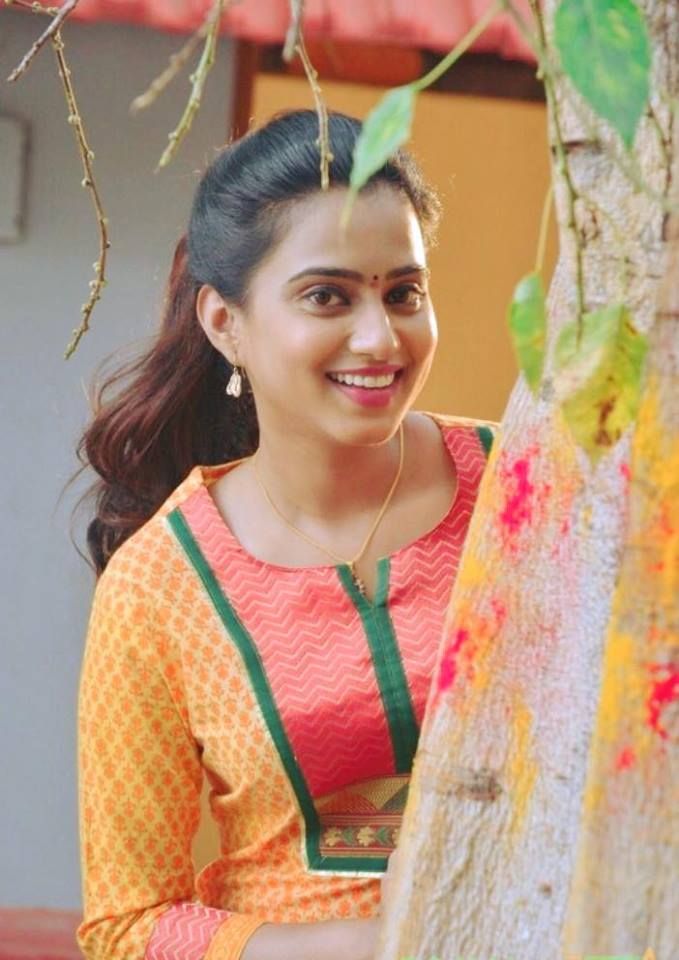 Actress Dimple Chopade Bewitching Pics | 630025 | Galleries & HD Images