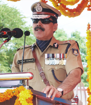 Tamil Police Vijay Kumar Ips Biography, News, Photos, Videos | NETTV4U