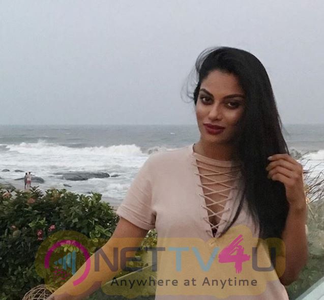 Chandrika Ravi Latest Photos | 552487 | Galleries & HD Images