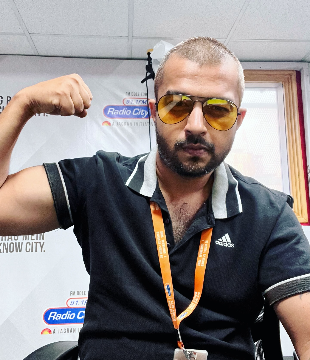 Movie Actor Rj Mayank Biography, News, Photos, Videos | NETTV4U