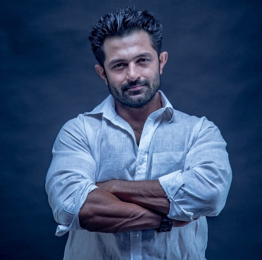 Bollywood Creative Director Pushkaraj Shrike Biography, News, Photos ...