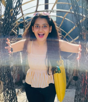 Hindi Actress Stuti Goyal Biography, News, Photos, Videos | NETTV4U