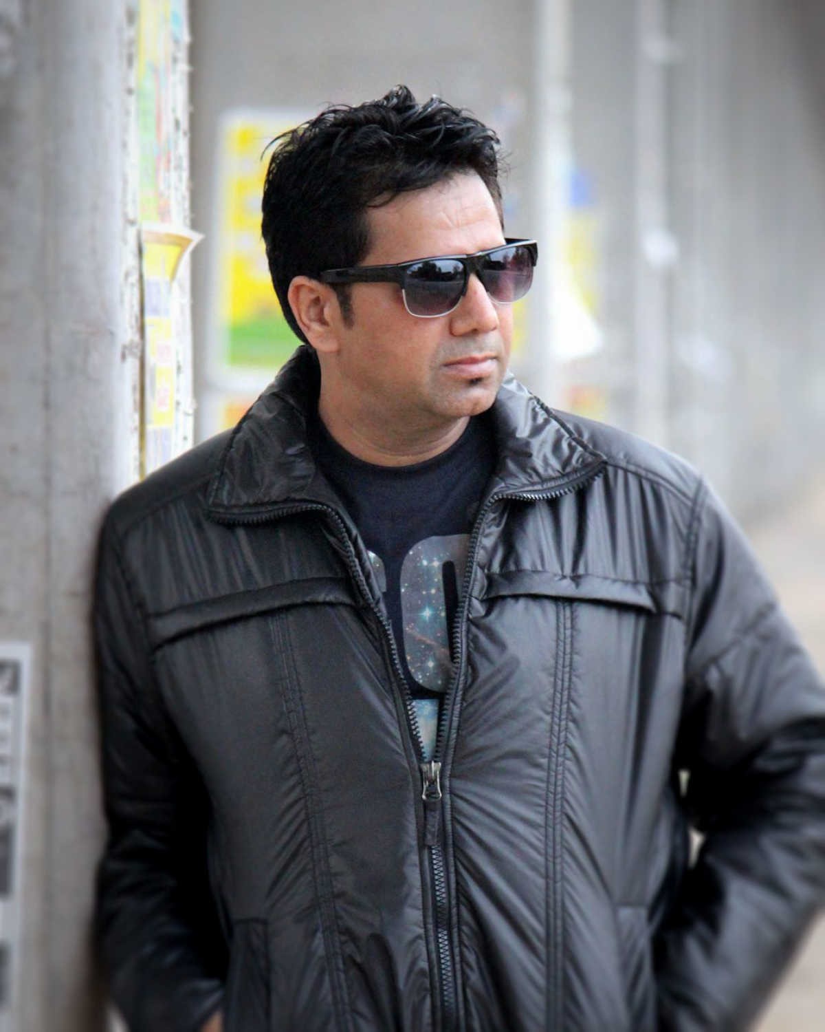 Hindi Singer Manake Biography, News, Photos, Videos | NETTV4U