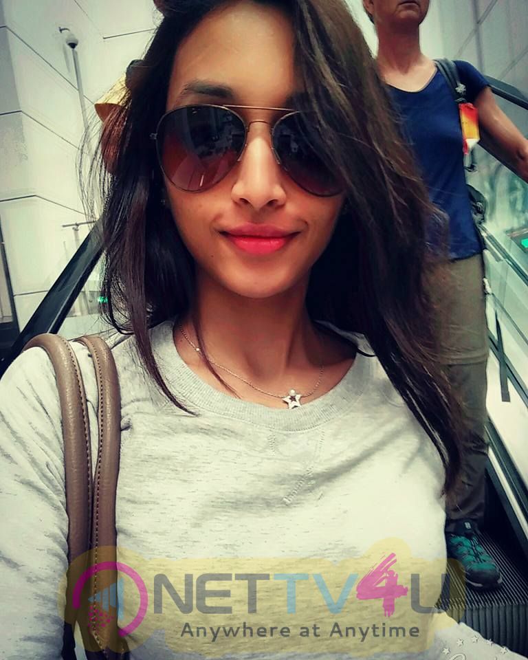 Actress Srinidhi Shetty Prepossessing Photos | 613086 | Galleries & HD ...