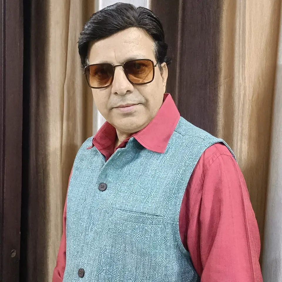 Bollywood Actor Bhupesh Joshi Biography, News, Photos, Videos | NETTV4U Bollywood Actor Bhupesh Joshi Biography, News, Photos, Videos | NETTV4U