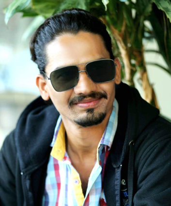Hindi Supporting Actor Akshat Warware Biography, News, Photos, Videos ...