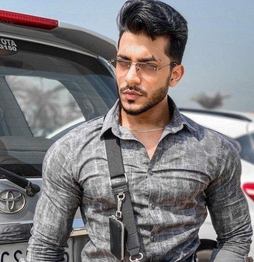 Hindi Blogger Sanjay Midda Biography, News, Photos, Videos | NETTV4U