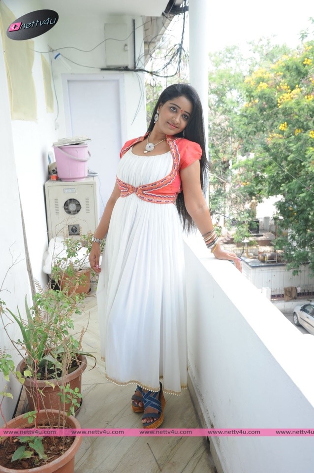 Telugu Actress Aishwarya Addala At Mounam Movie Opening | 18800 ...
