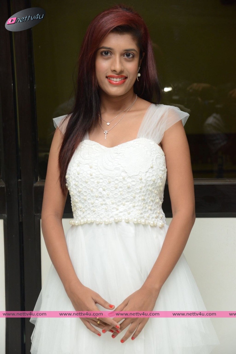 Telugu Actress Liza Reddy Charming Photos Gallery | 43159 | Galleries ...