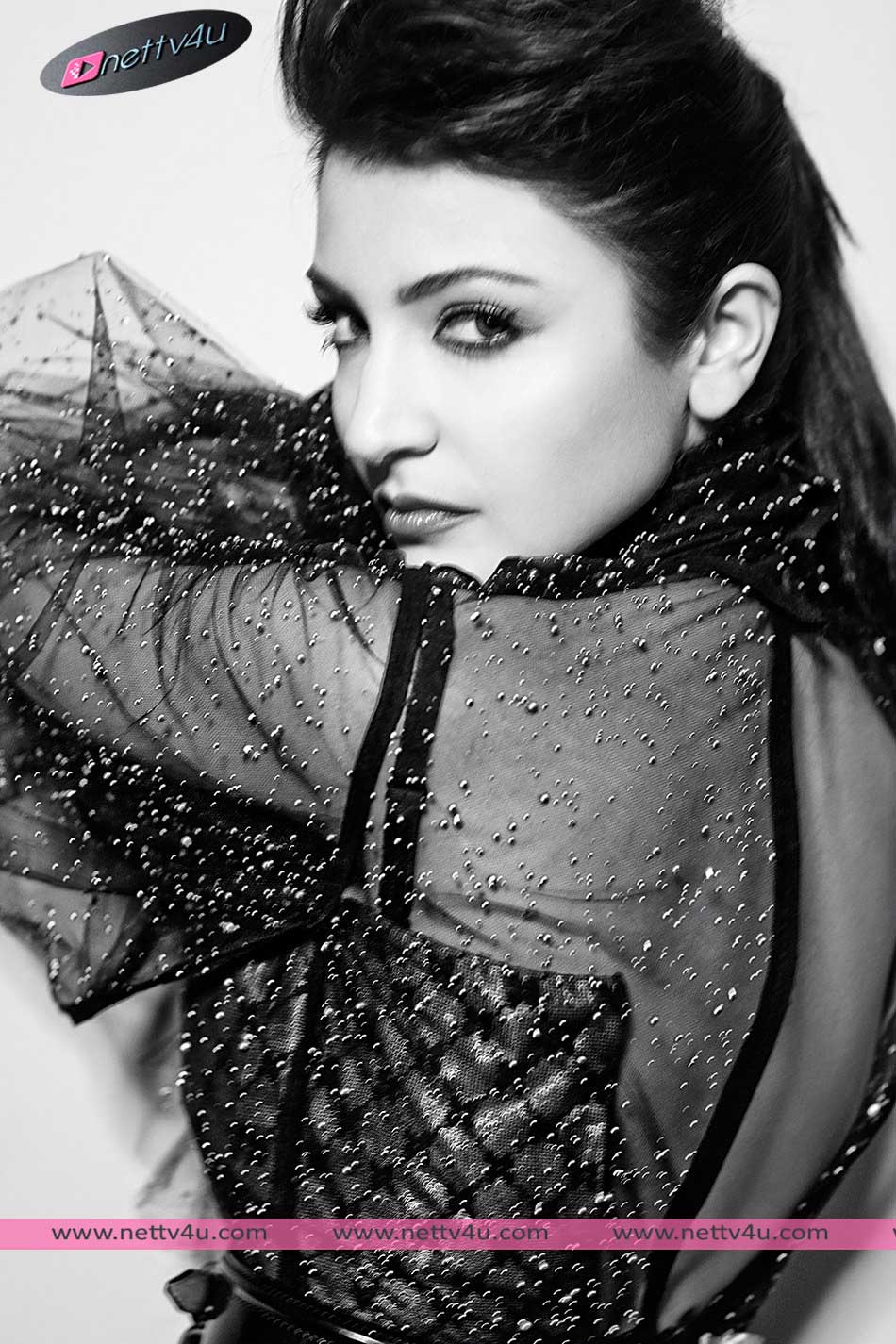 Bollywood Cute Actress Anushka Sharma Glamorous Photoshoot | 23536 ...