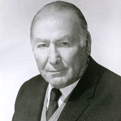 English Producer Hal B Wallis Biography, News, Photos, Videos | NETTV4U