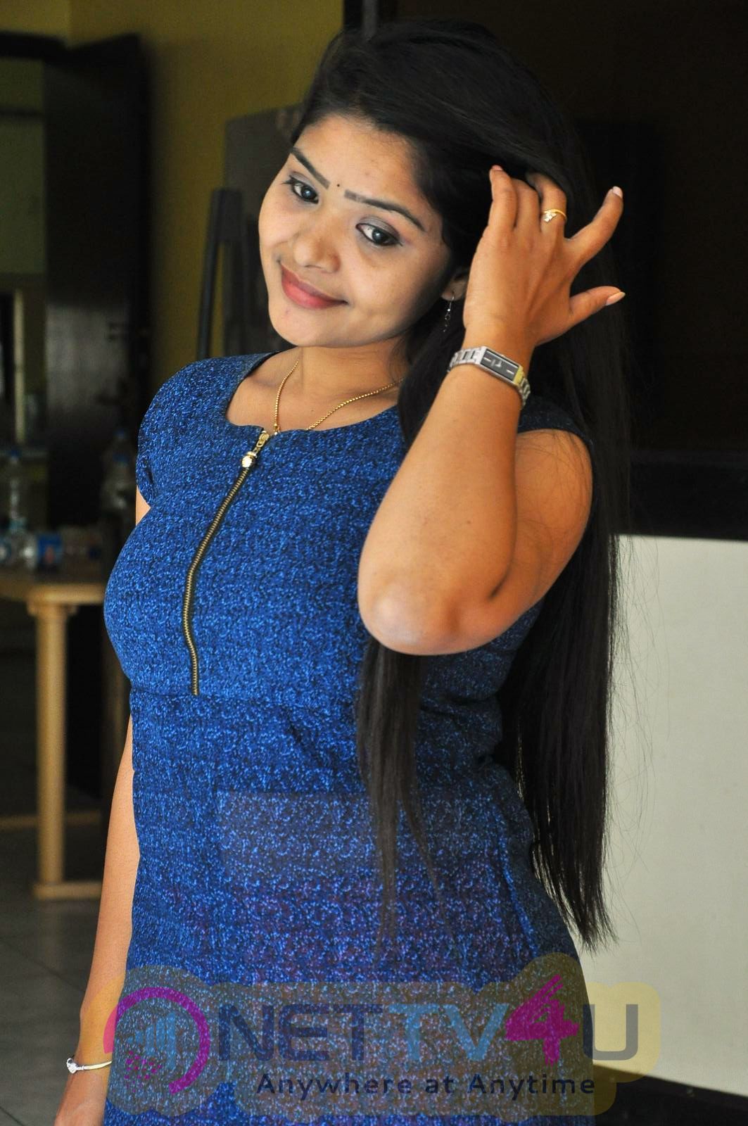 Sravanthi Good Looking Stills | 392150 | Galleries & HD Images