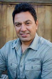 Punjabi Singer Manmohan Waris Biography, News, Photos, Videos | NETTV4U