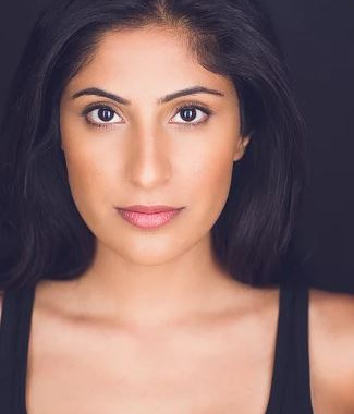 Bollywood Movie Actress Divya Sethi Biography, News, Photos, Videos ...