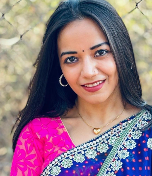 Marathi Supporting Actress Pallavi Basu Biography, News, Photos, Videos ...