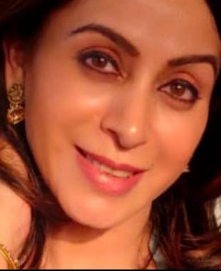 Bollywood Movie Actress Leena Sharma Biography, News, Photos, Videos | NETTV4U
