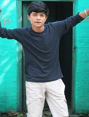 Bollywood Actor Shubham Kumar Biography, News, Photos, Videos | NETTV4U