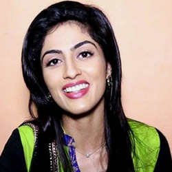 Bollywood Model Monica Khanna Biography, News, Photos, Videos | NETTV4U