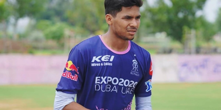 Bollywood Cricketer Cricketer Akash Singh Biography, News, Photos ...