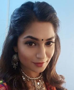 Bollywood Movie Actress Chanda Joshi Biography, News, Photos, Videos ...