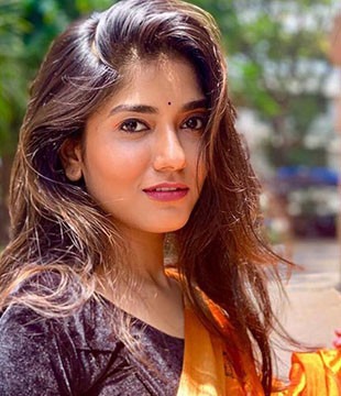 Hindi Tv Actress Sainee Raj Biography, News, Photos, Videos | NETTV4U