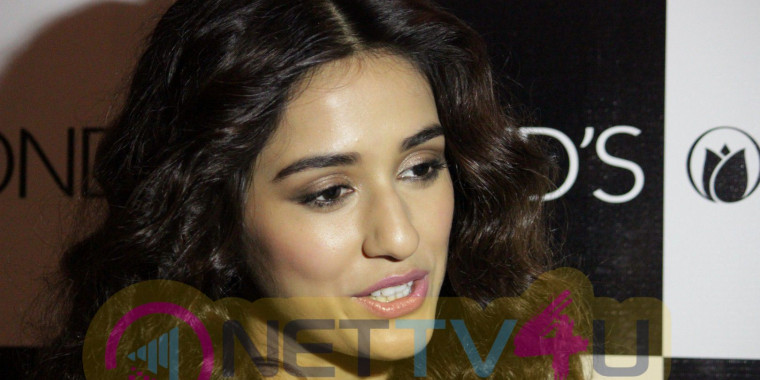 Disha Patani Introduced The Brand Ambassador For Ponds Pics | 464151 ...