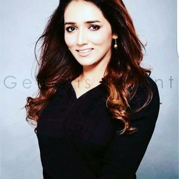 Urdu Actress Maria Khan Biography, News, Photos, Videos | NETTV4U