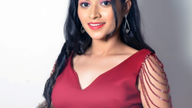 Marathi Actress Rutuja Andre Biography, News, Photos, Videos | NETTV4U